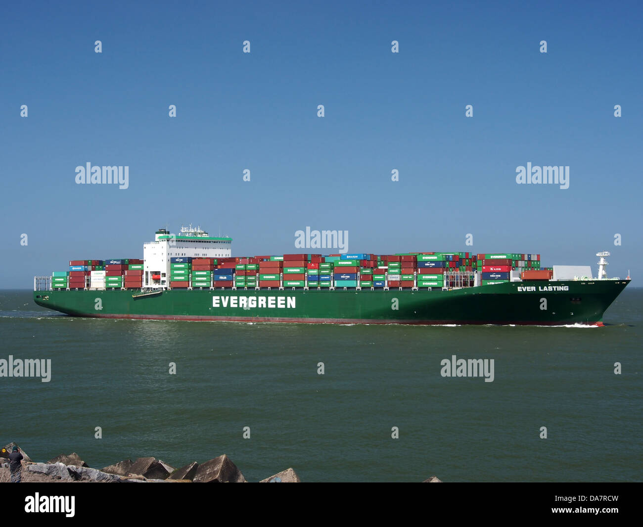 The vessel 'Ever Lasting' is identified by its IMO number 9595450. It ...