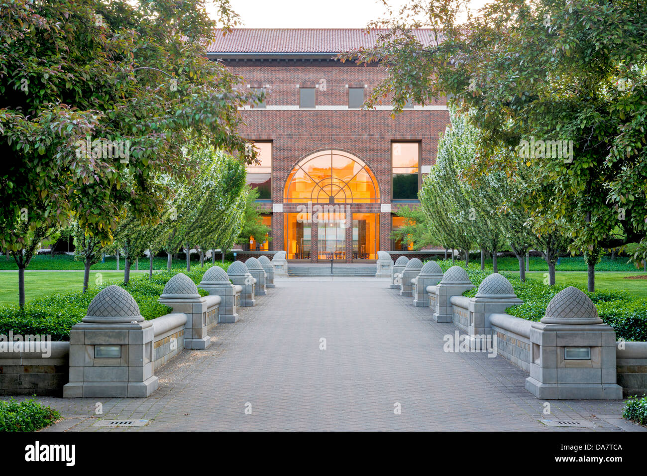 Modern building with trees Stock Photo - Alamy