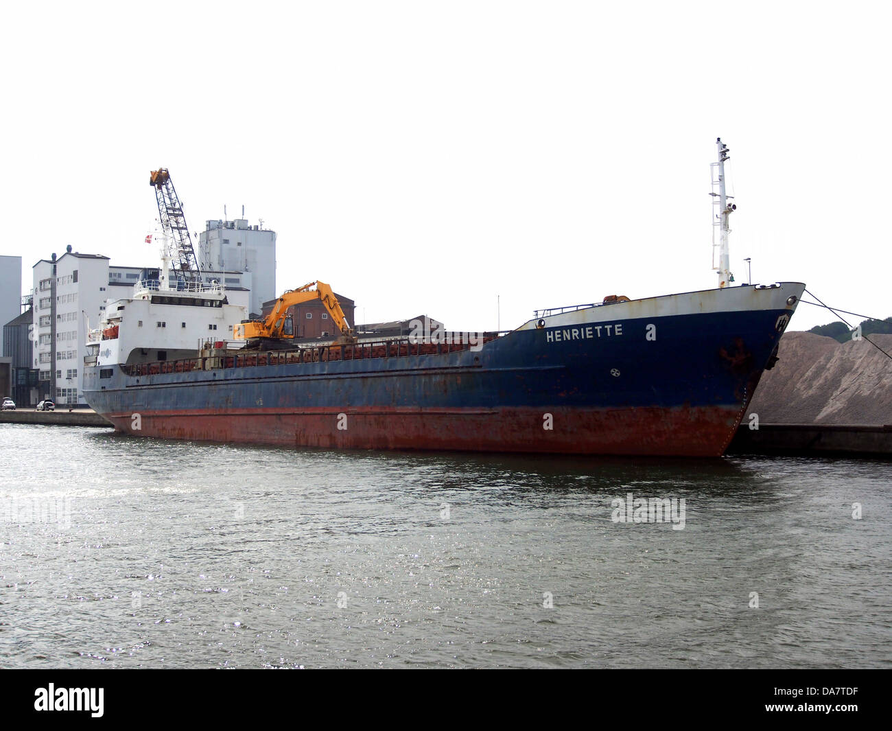 The vessel 'Henriette' is identified by its IMO number (7110995 ...