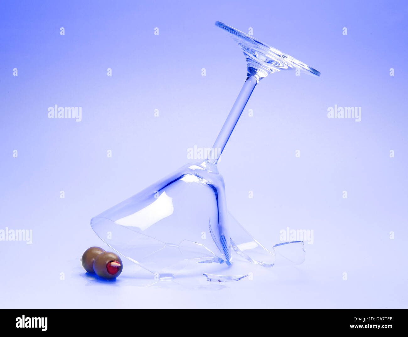 Spilled glass water broken hi-res stock photography and images - Alamy