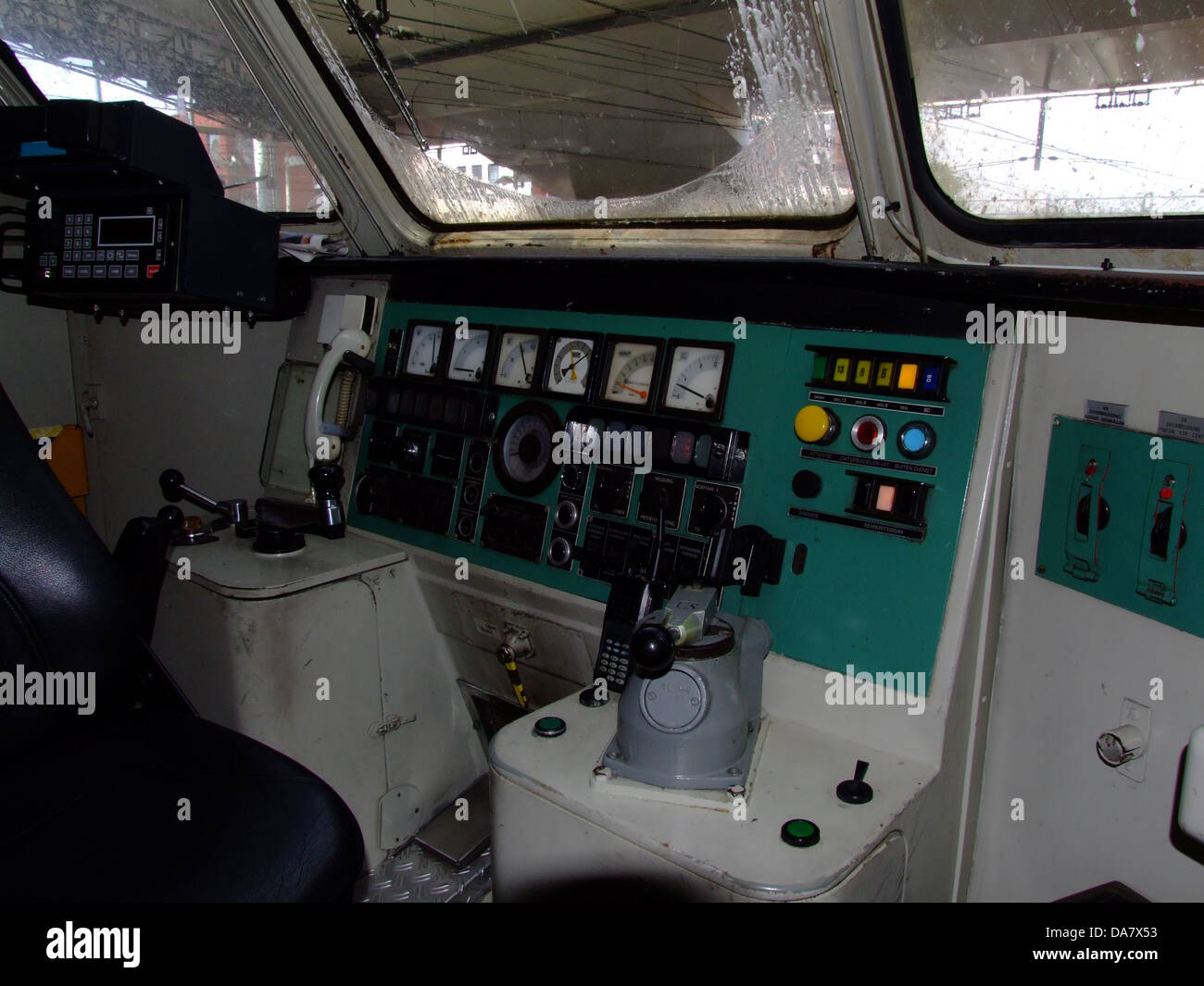 This is a detailed technical drawing or artwork labeled 'NS p611982 ...