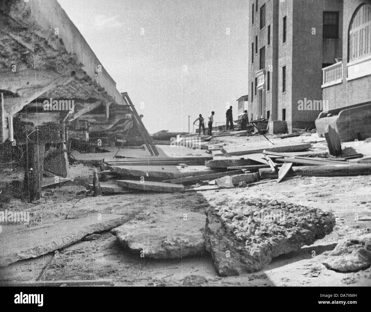 Hurricane Black and White Stock Photos & Images - Alamy