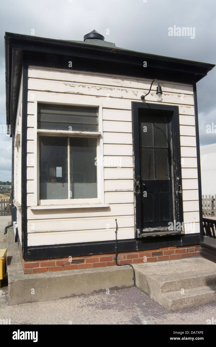 Junction signal box hi-res stock photography and images - Alamy