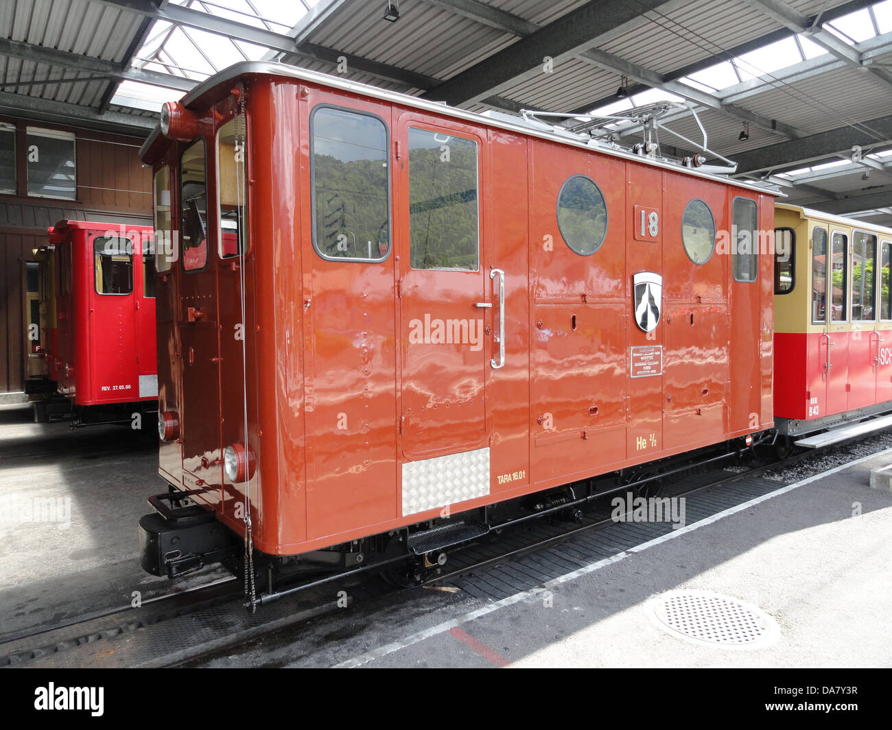 The Schweizerische Lokomotiv & Maschinenfabrik (SLM) produced the Lok ...