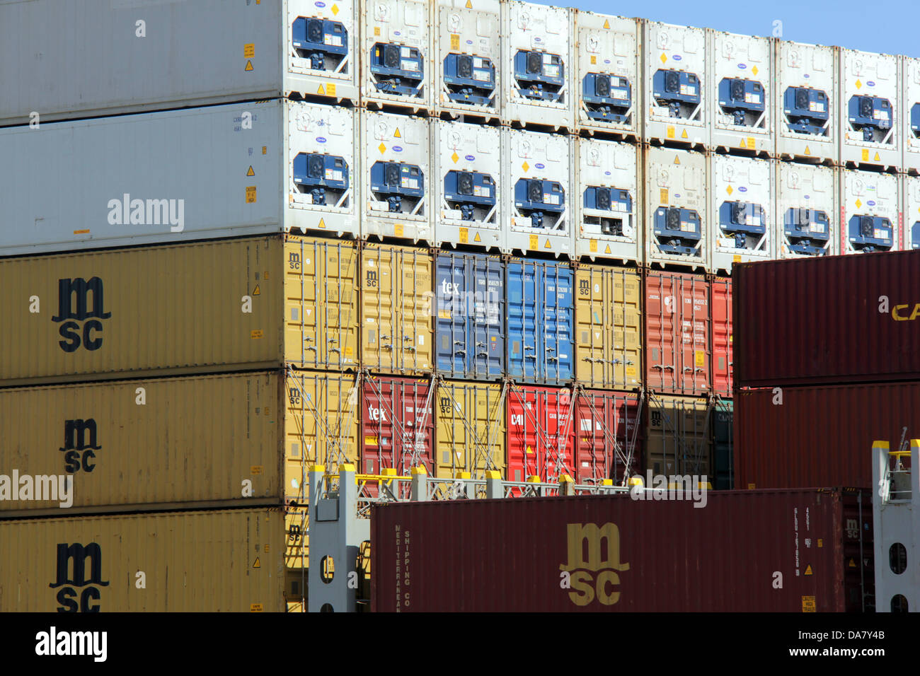 40 ft container hi-res stock photography and images - Alamy