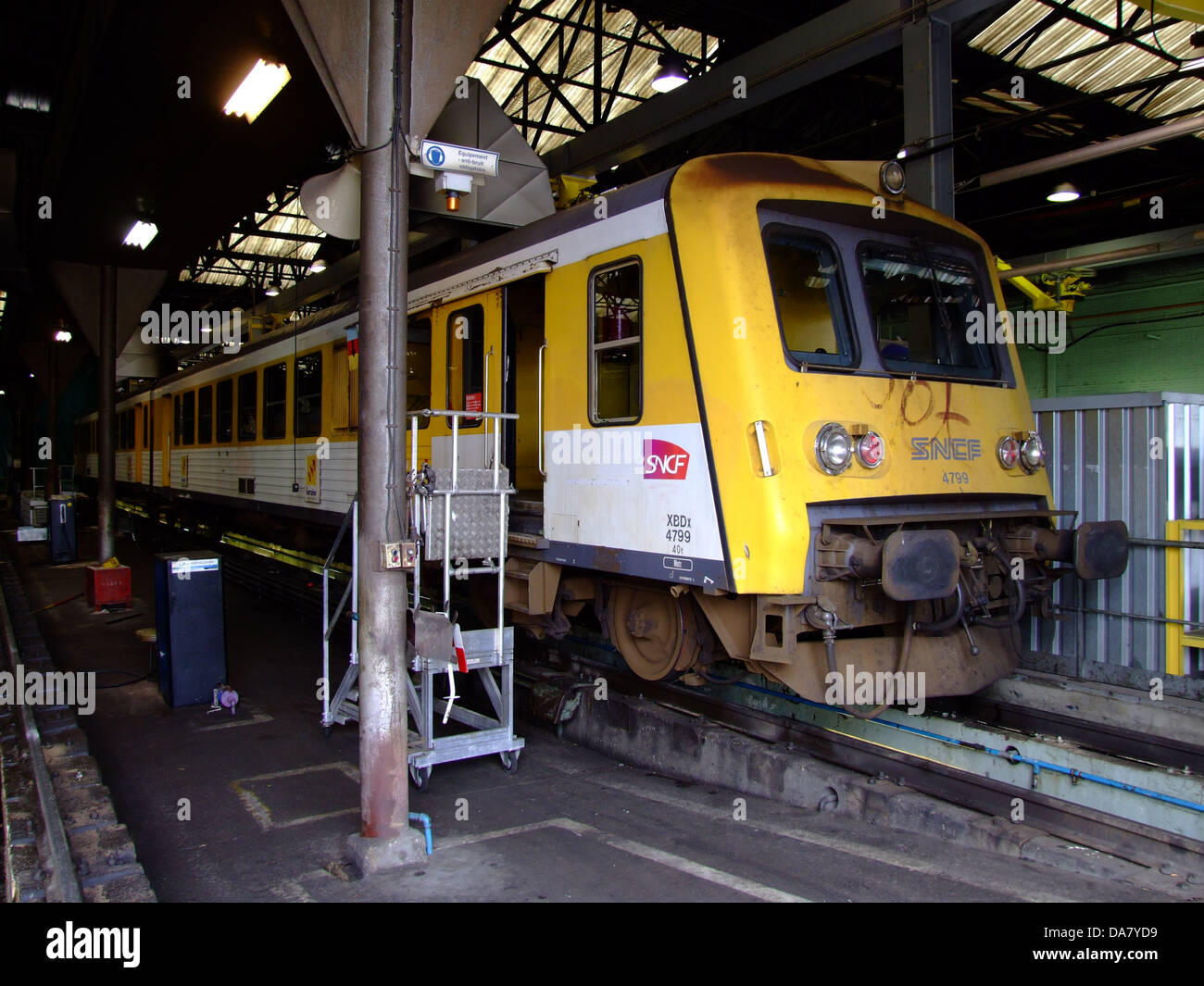 The SNCF 47997 is a French passenger train, known for its role in the ...