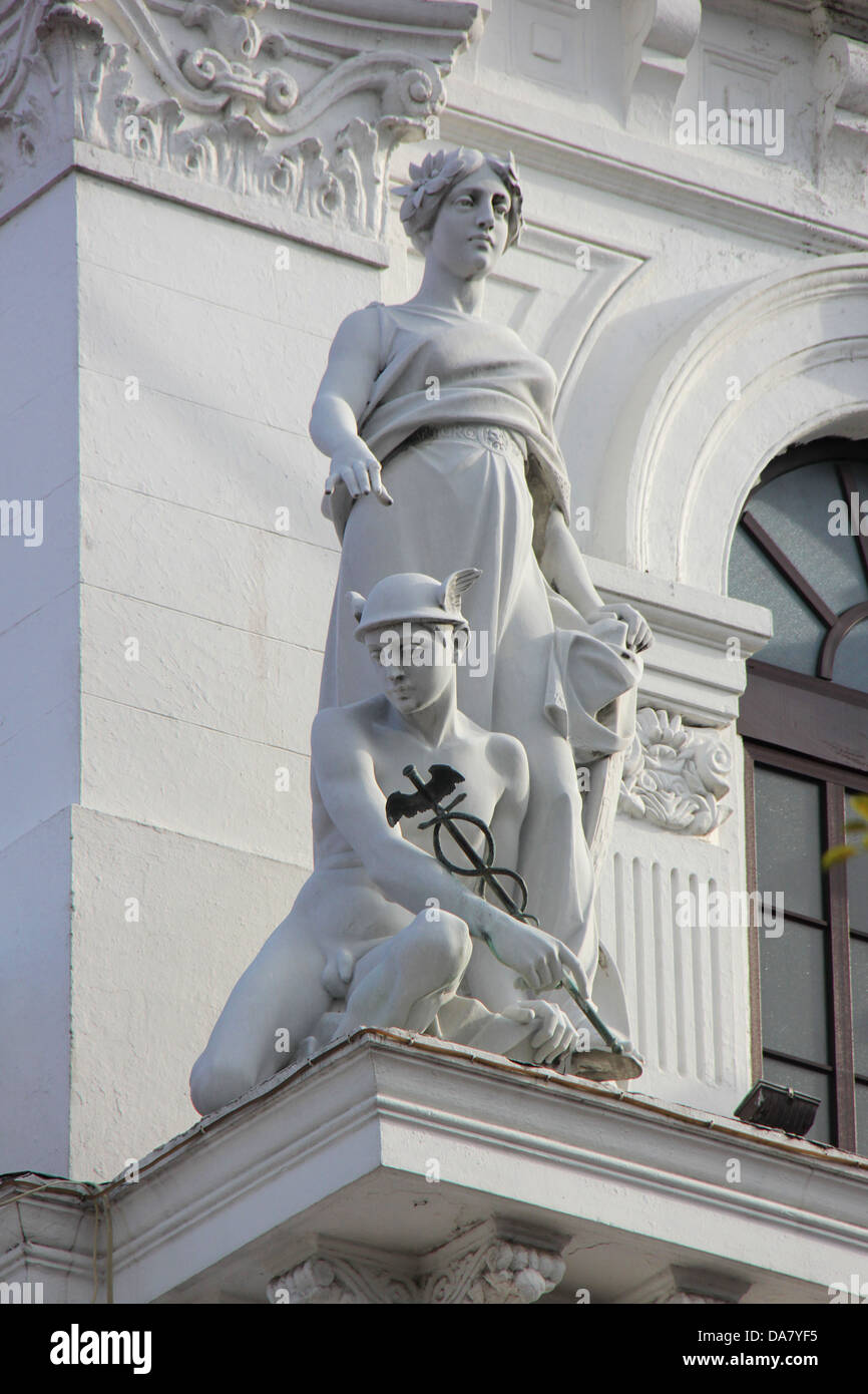 Roman statue man holding snake hi-res stock photography and images - Alamy