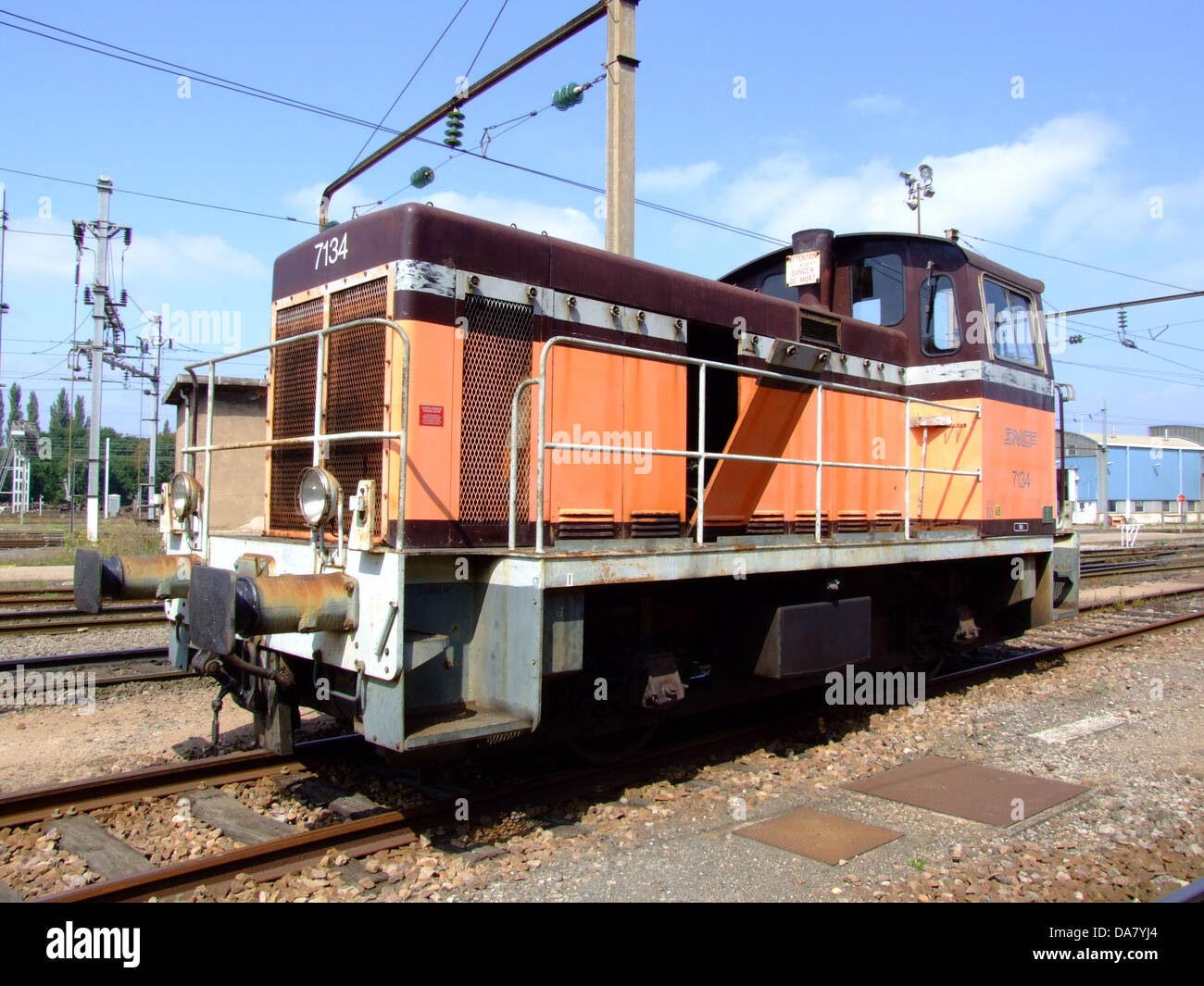 The SNCF 7134 p31154 represents a piece of railway history, showcasing ...