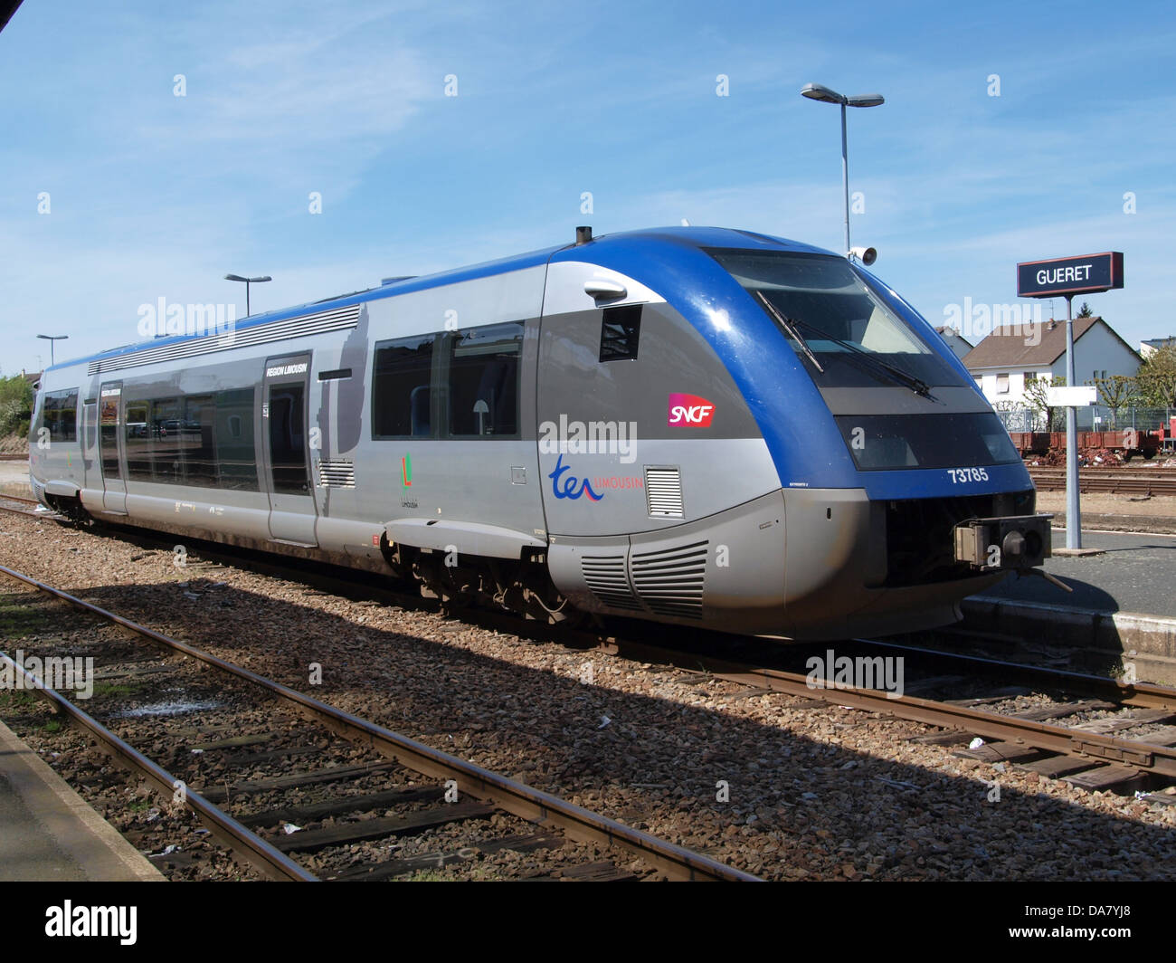 SNCF 73785 Ter Limousin at Gueret, France Stock Photo - Alamy