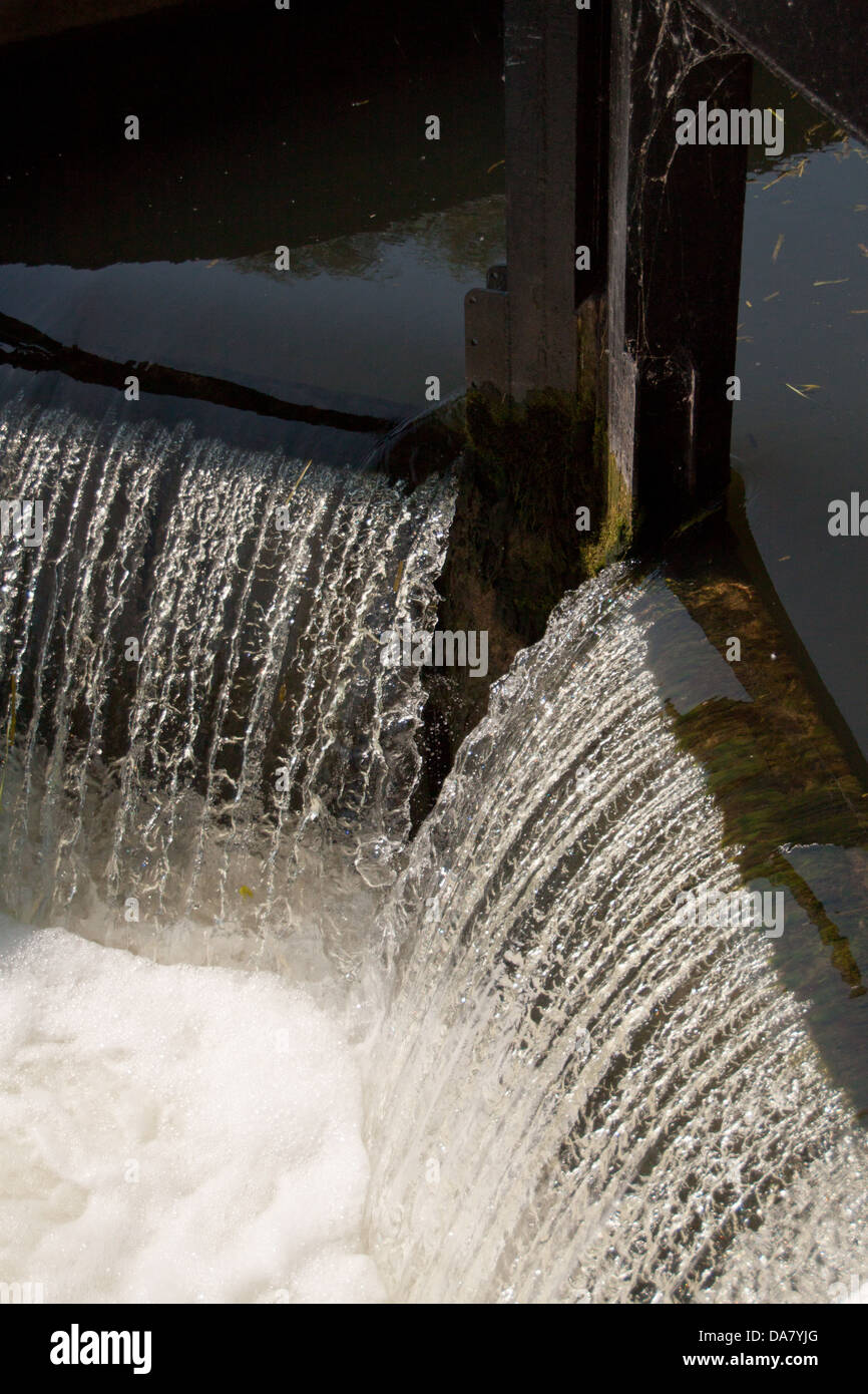 Lock and weir on the river Nene in Ringstead Northamptonshire East ...
