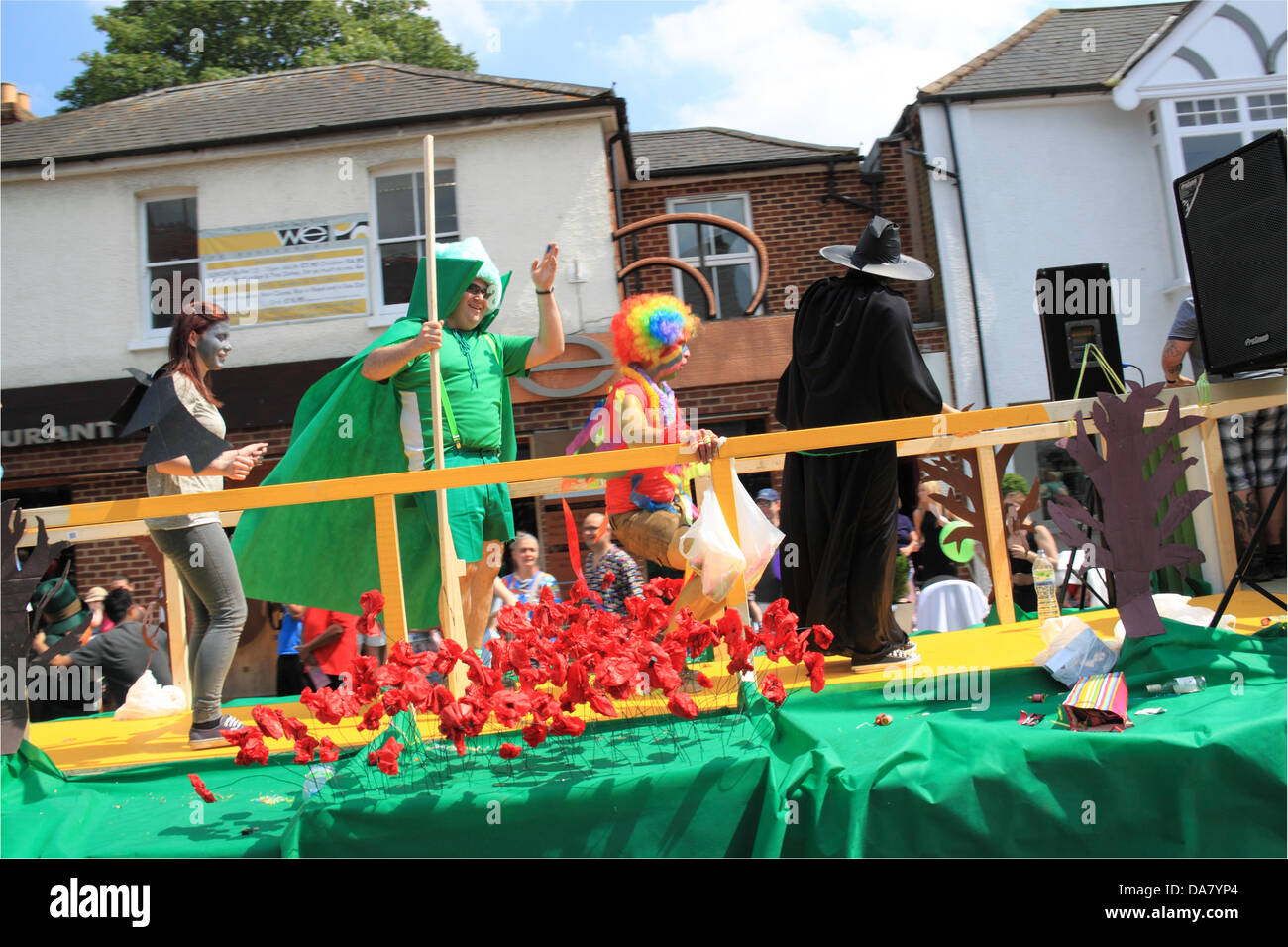 Wizard of oz float hi-res stock photography and images - Alamy