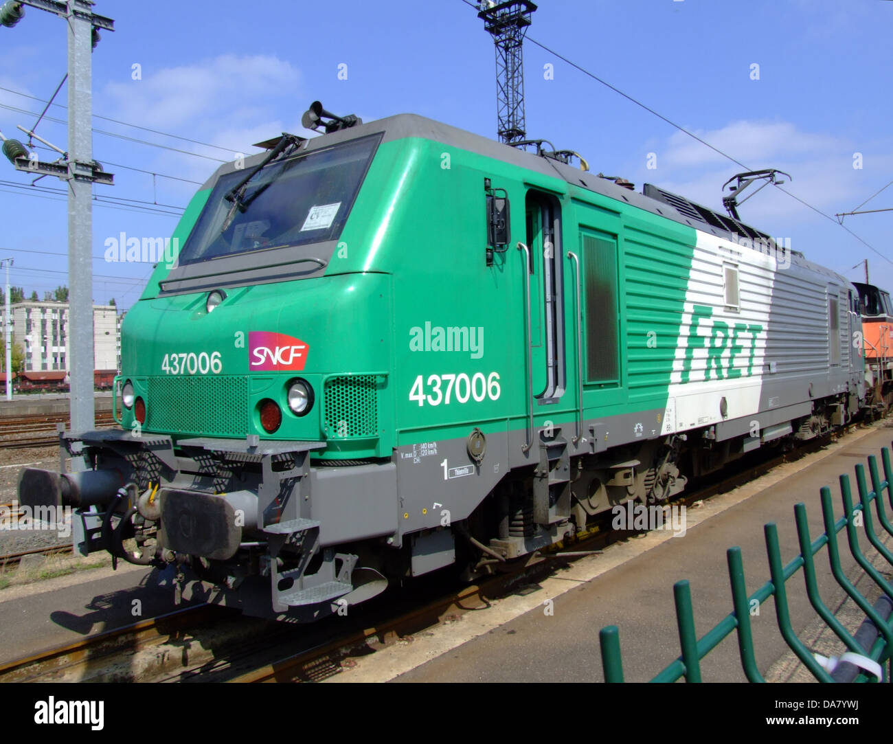 Train sncf fret hi-res stock photography and images - Alamy