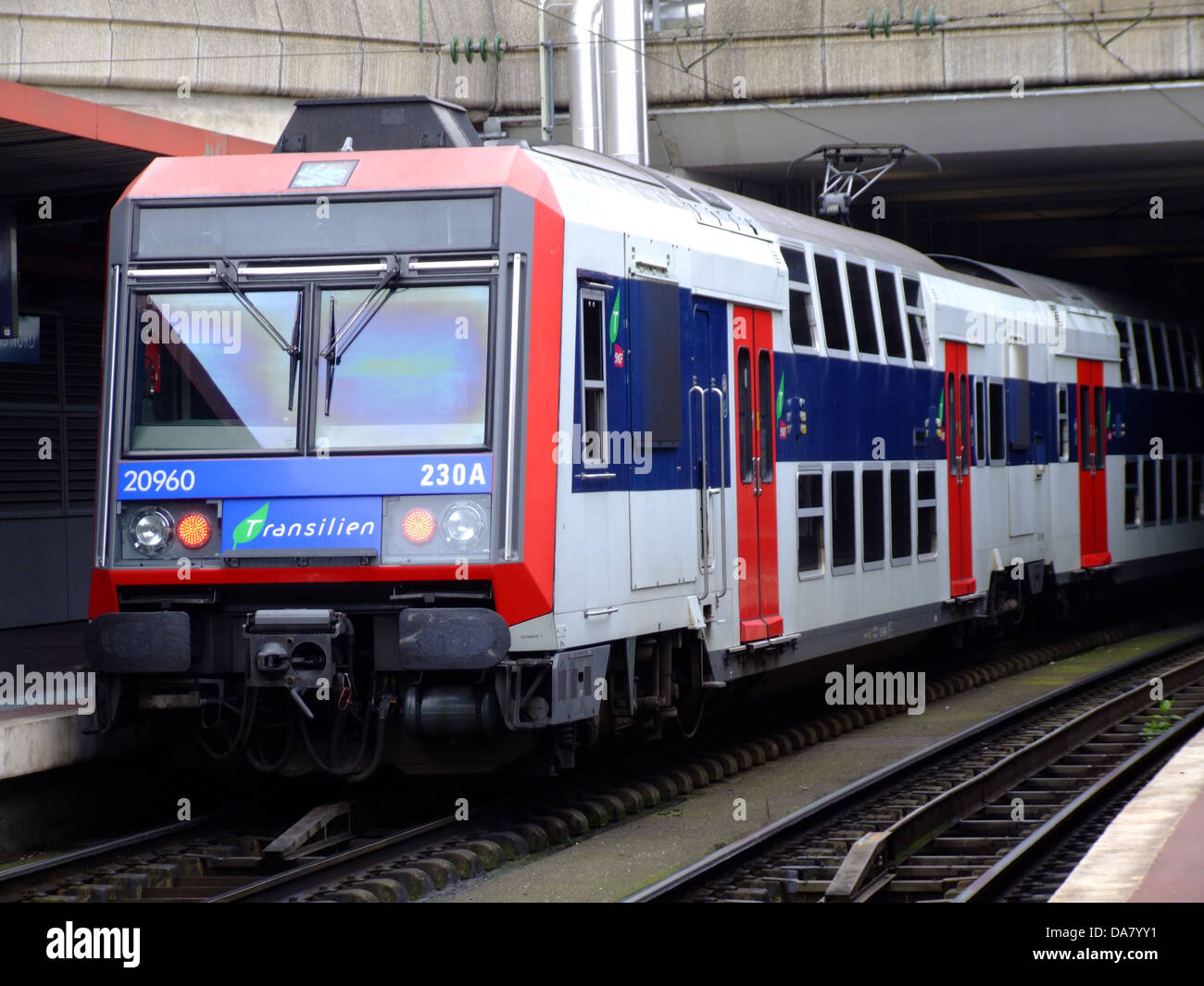 SNCF Transilien 20960 230A 2 Stock Photo - Alamy
