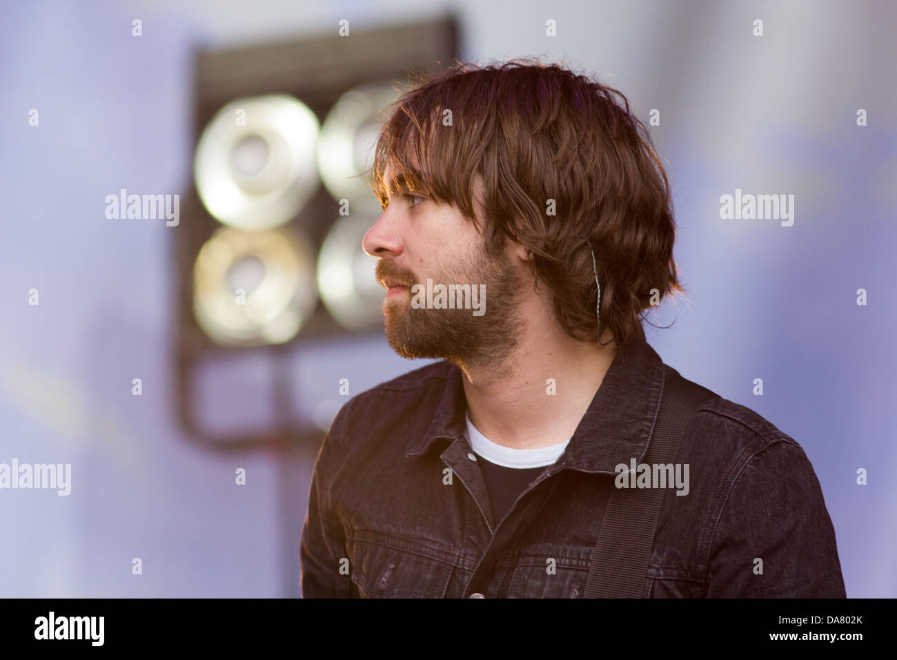 Justin Young lead singer of the Vaccines performing at the Glastonbury ...