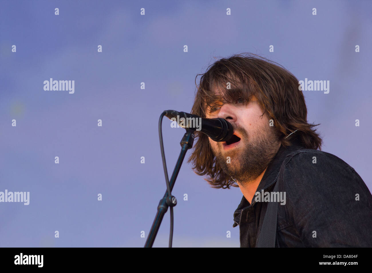 Justin young singer hi-res stock photography and images - Alamy
