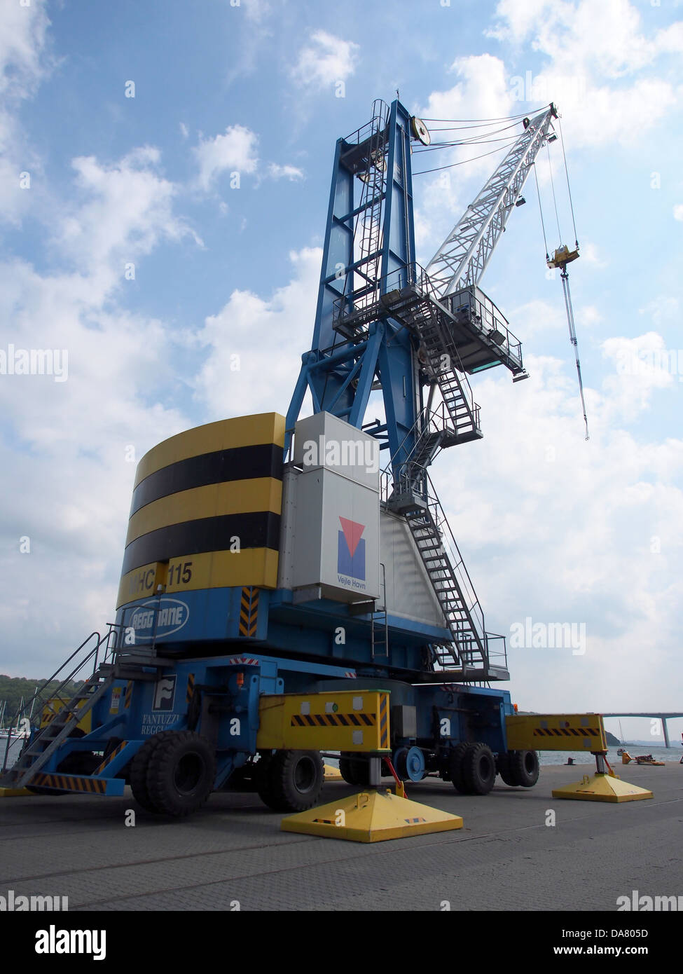The Terex Fantuzzi Reggiane MHC 115 is a mobile harbor crane located at ...