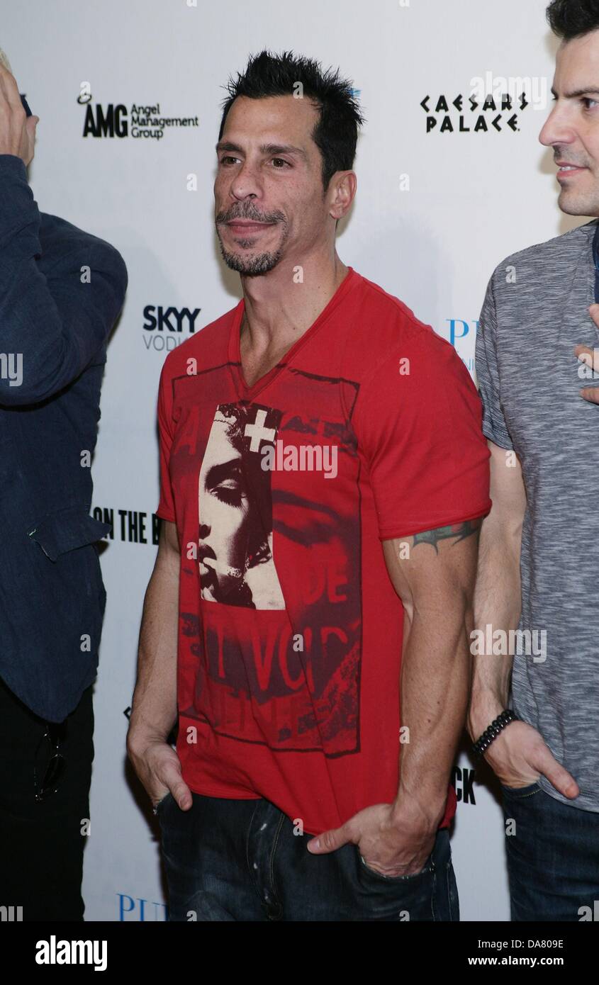 The new kids on the block hi-res stock photography and images - Alamy