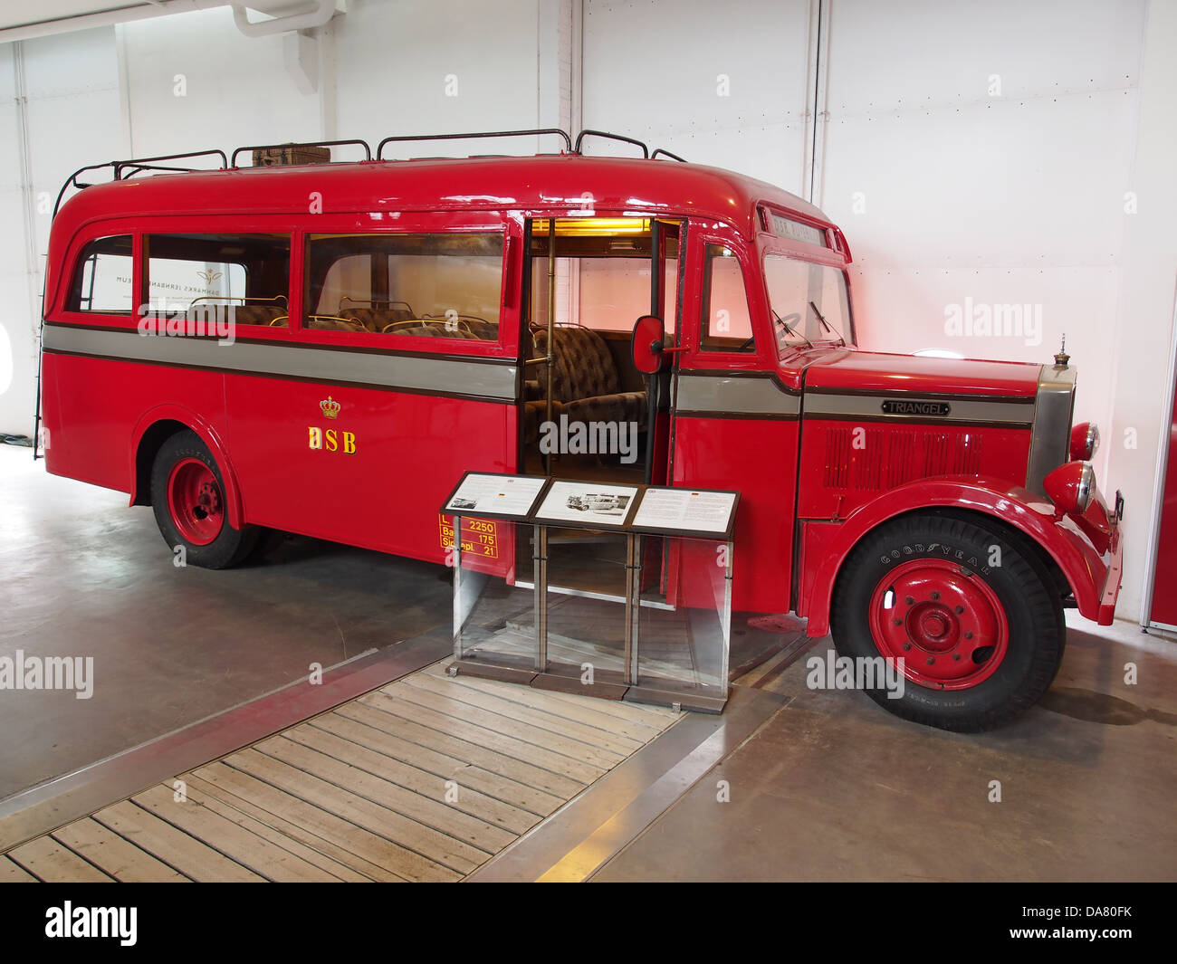 The Triangel DSB bus, located at the Danmarks Jernbanemuseum, is a ...