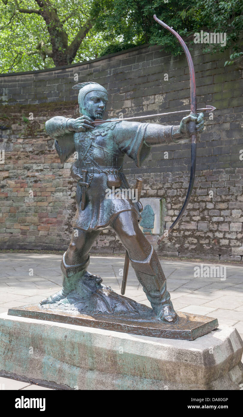Robin Hood Statue by Nottingham Castle, Nottingham, Nottinghamshire ...