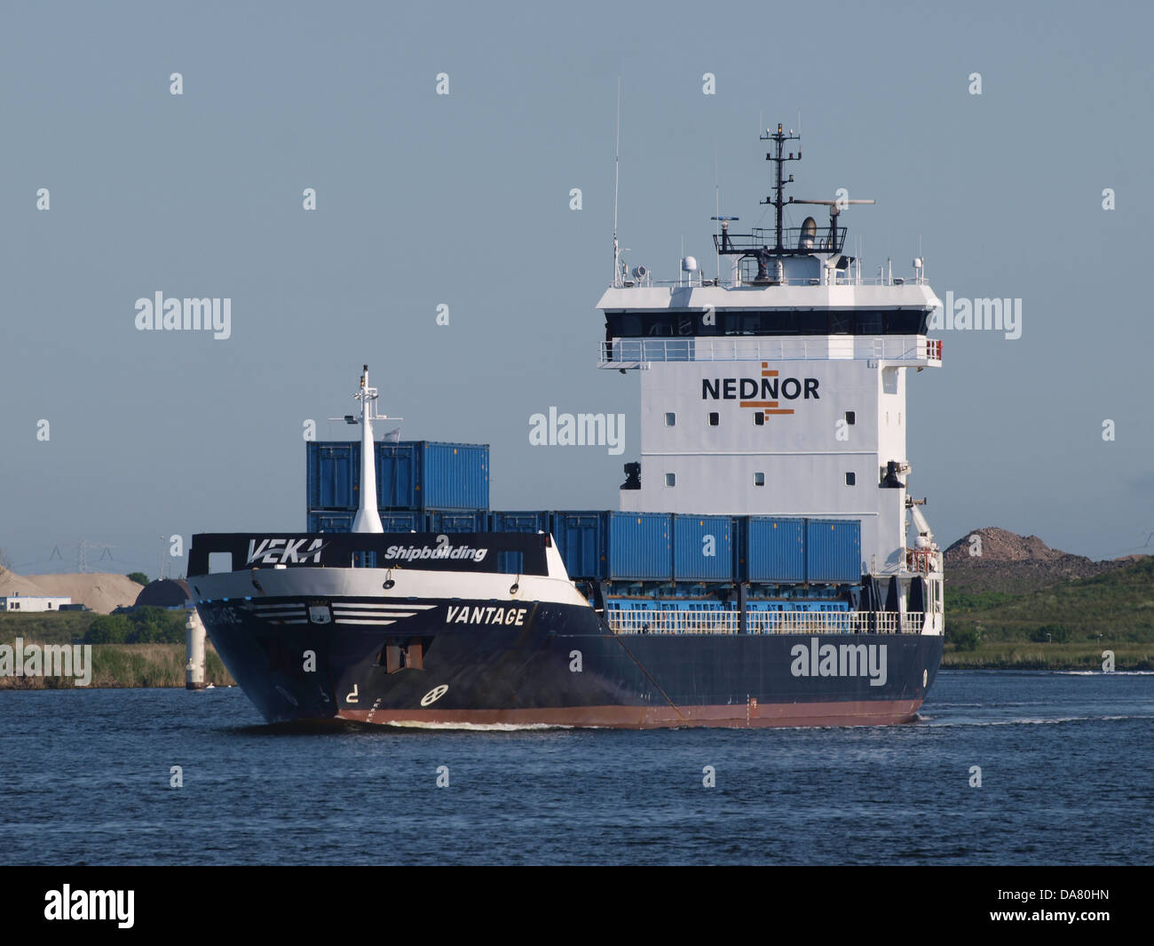 VANTAGE is a bulk carrier vessel identified by IMO number 9375111 ...