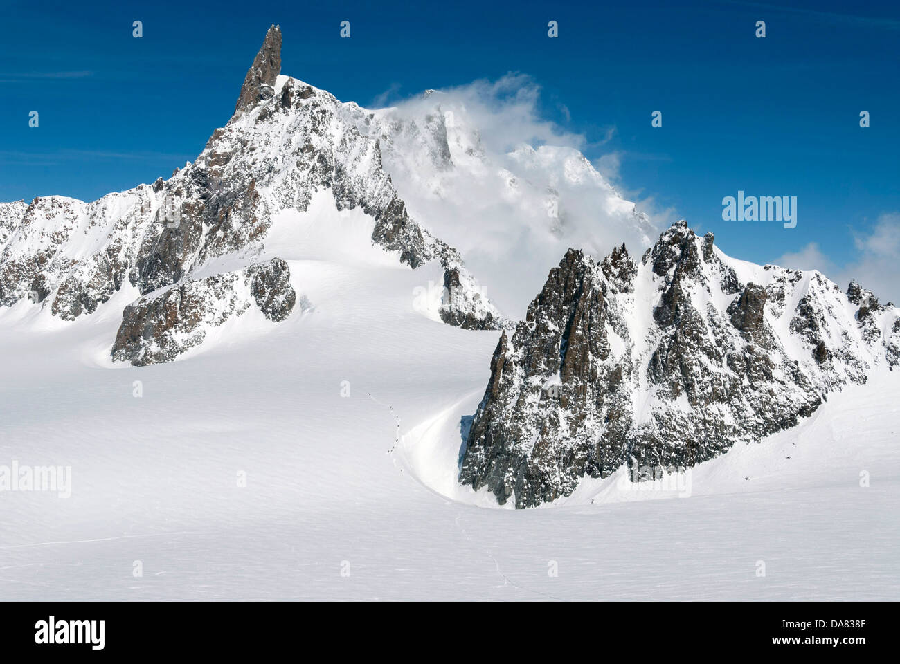Dent du Geant, French Alps, Chamonix Mont Blanc, Aiguille du Midi Stock ...