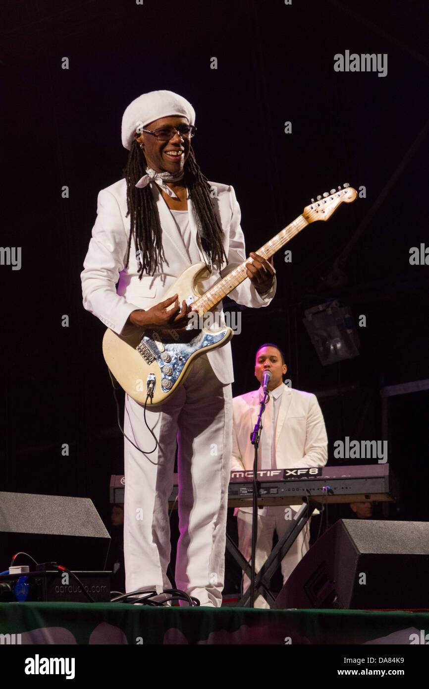 Chic Feat.Nile Rodgers performing at the West Holts Stage, Glastonbury ...