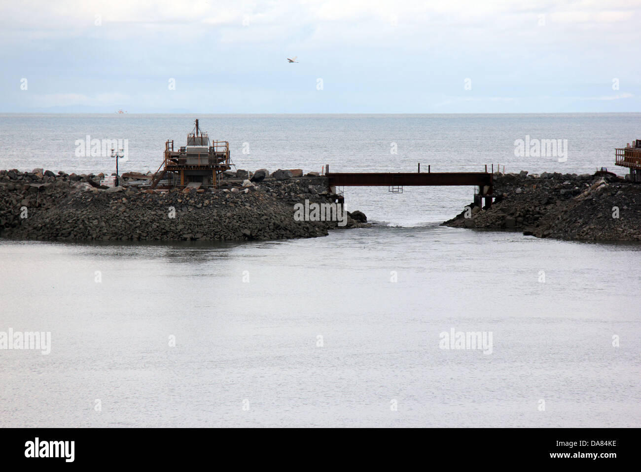 Construction site of the maritime tract of the Corredor Sur in the ...