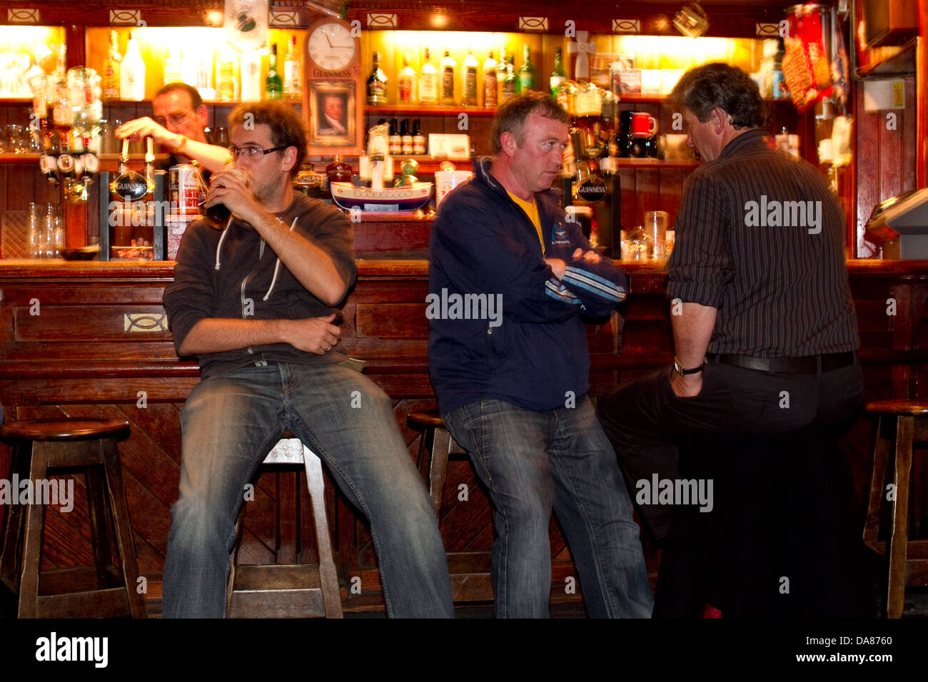 Inside bar hi-res stock photography and images - Alamy