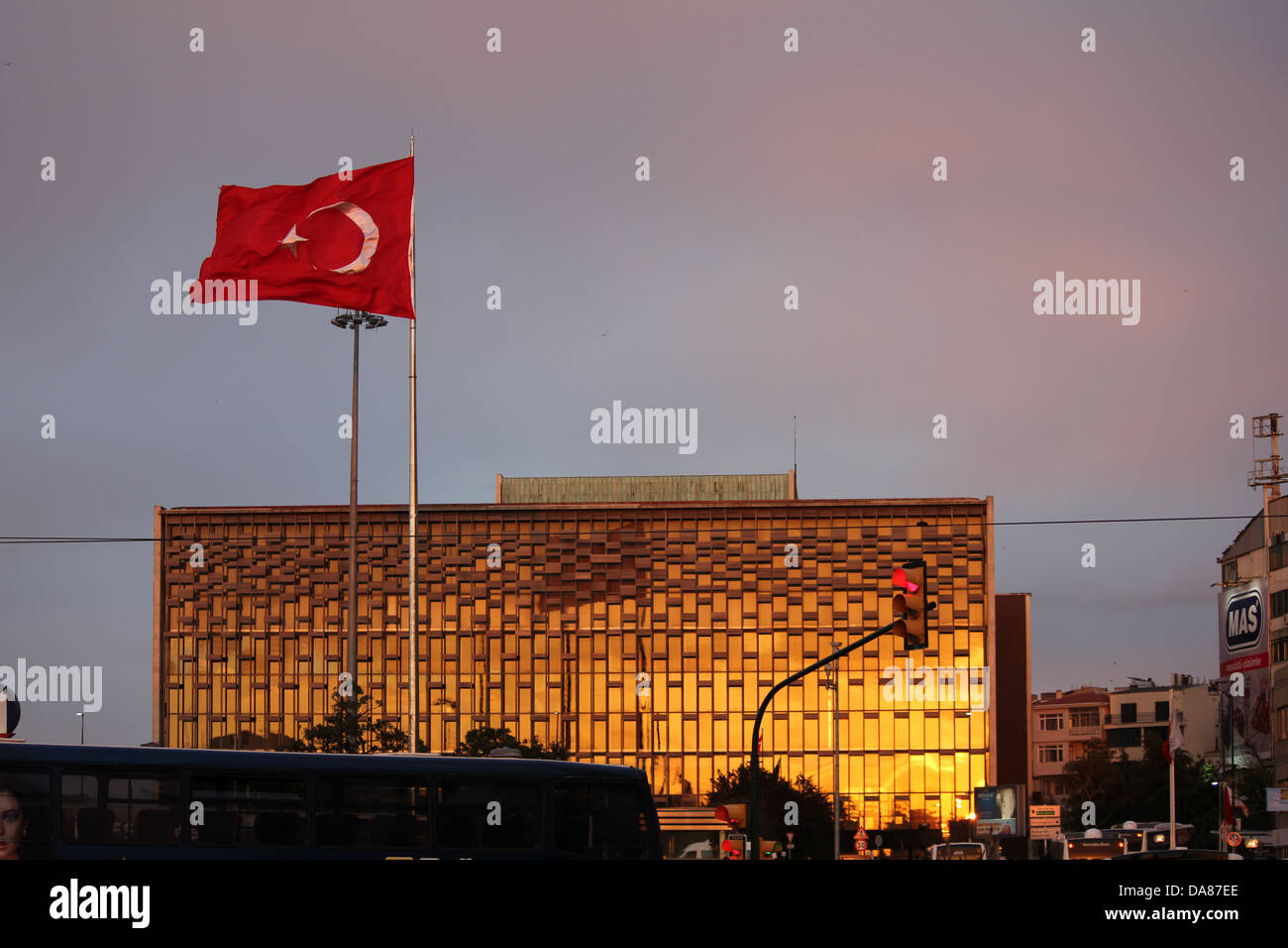 Metro plaza taksim hi-res stock photography and images - Alamy