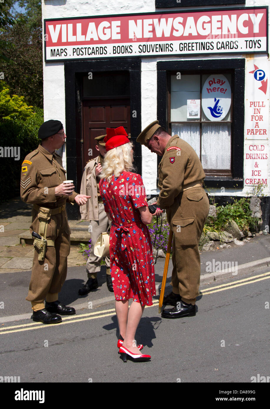 World war two dancing britain hi-res stock photography and images - Alamy