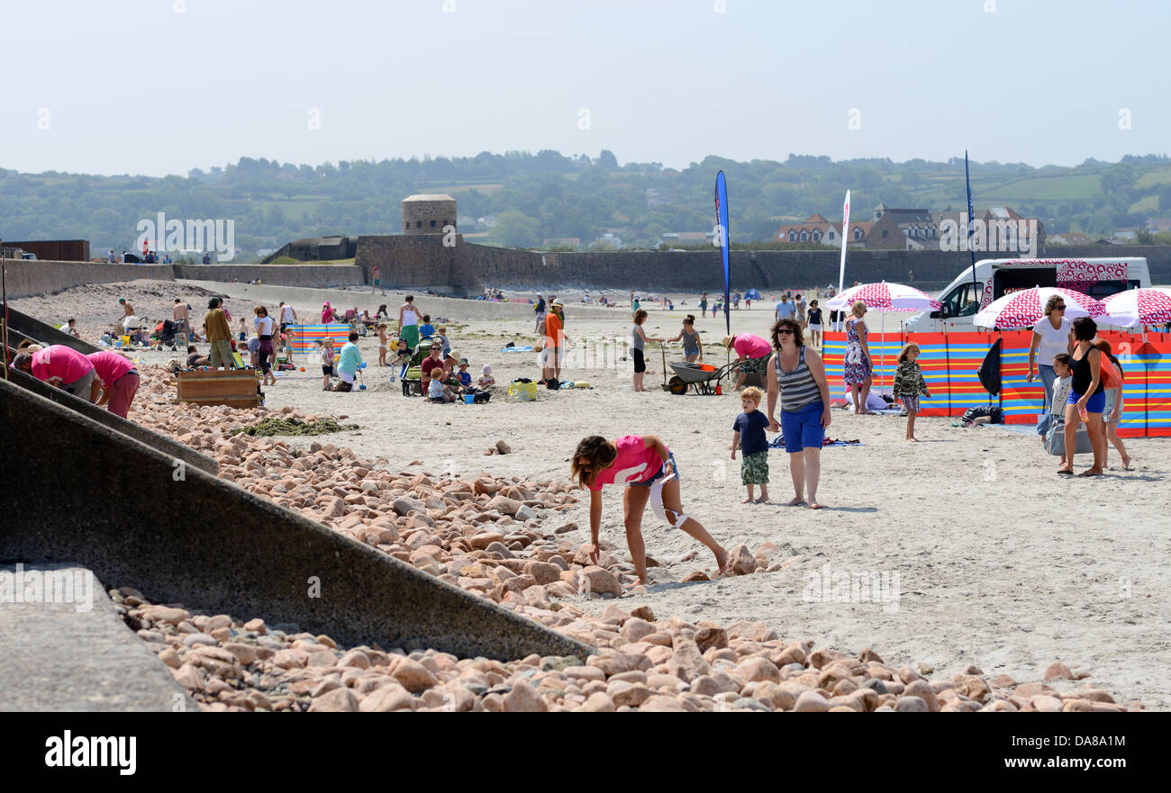 Guernsey, vazon beach hi-res stock photography and images - Alamy