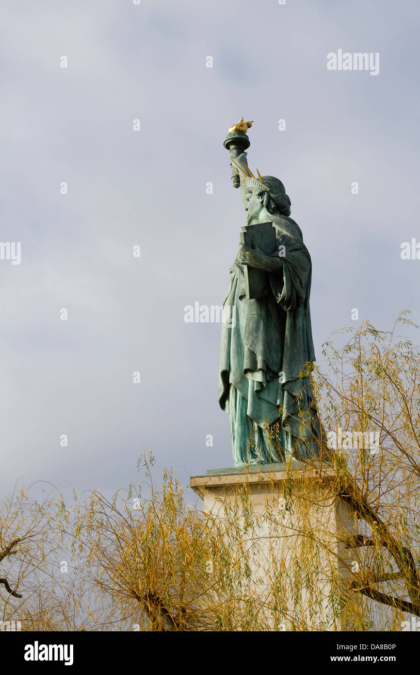 Statue of Liberty in Paris, France Stock Photo - Alamy