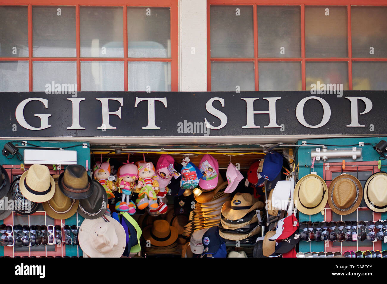 The gift shop hi-res stock photography and images - Alamy