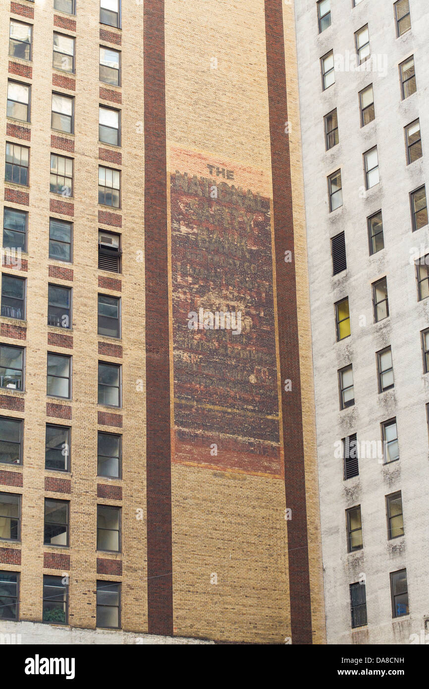 Hand painted billboard hi-res stock photography and images - Alamy