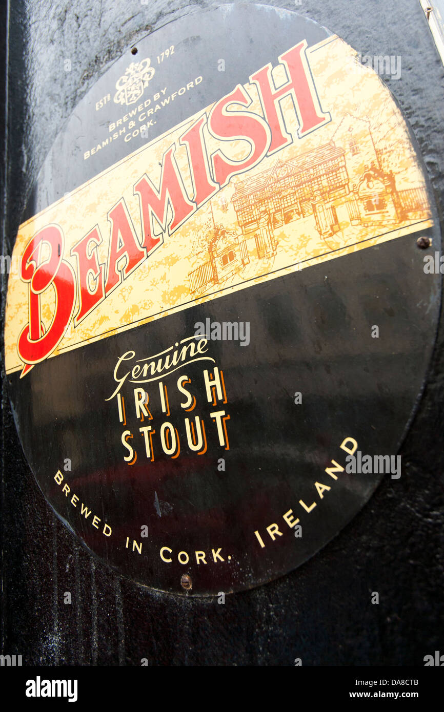 Street sign killarney hi-res stock photography and images - Alamy