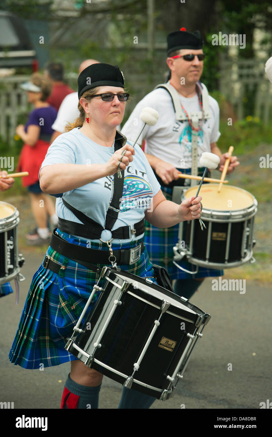 Drum drummers march marching hi-res stock photography and images - Alamy