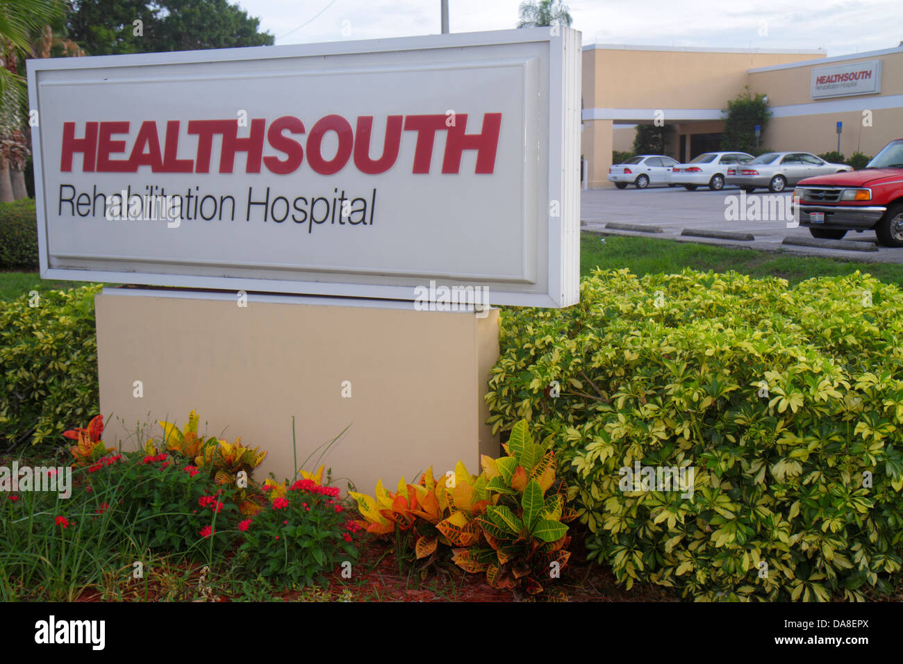 Healthsouth rehabilitation hospital hi-res stock photography and images ...