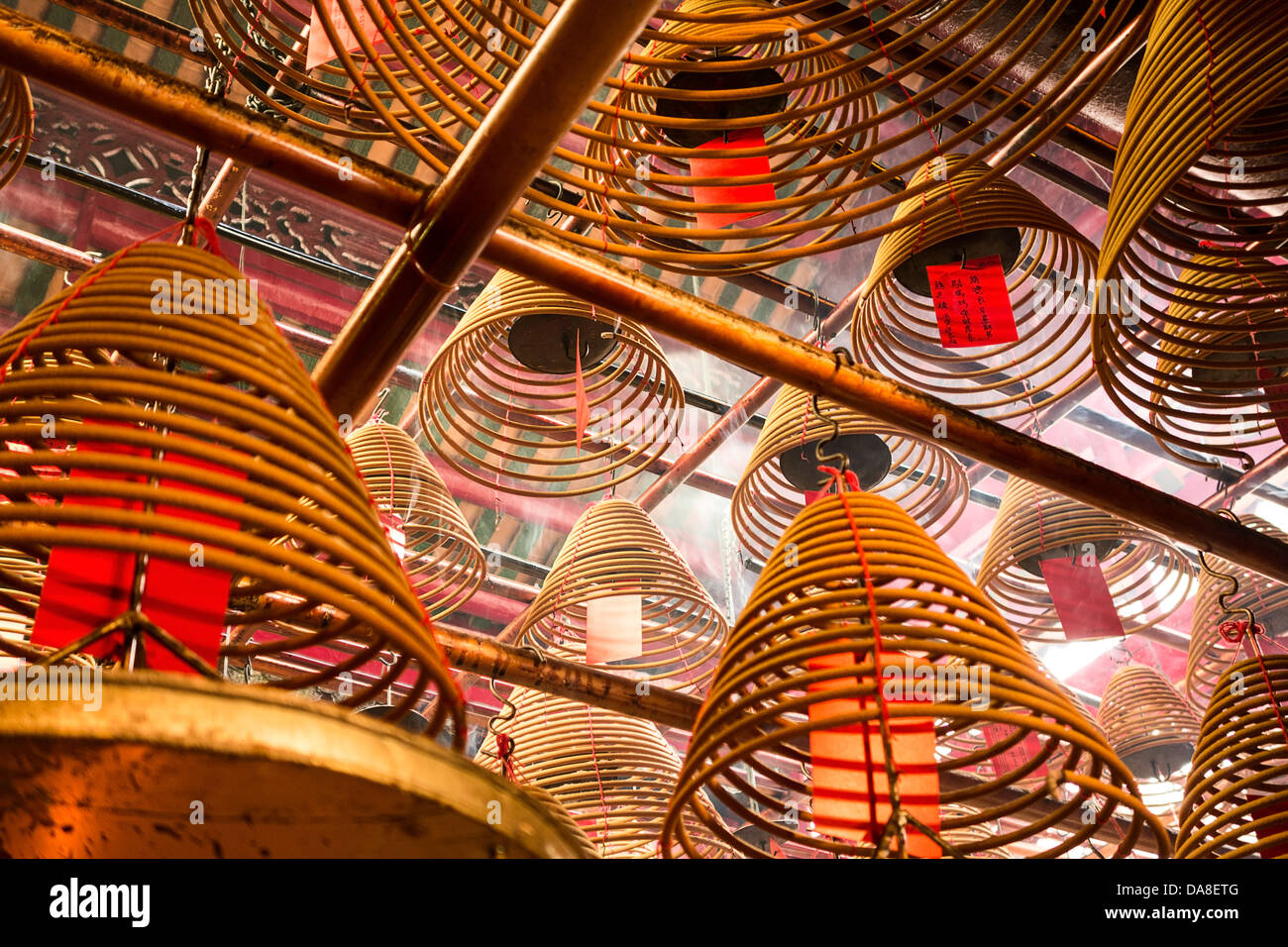 Traditional rafters hi-res stock photography and images - Alamy