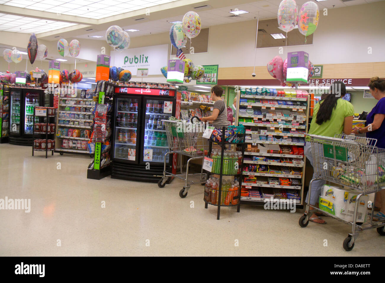 Check Out Supermarket High Resolution Stock Photography and Images - Alamy