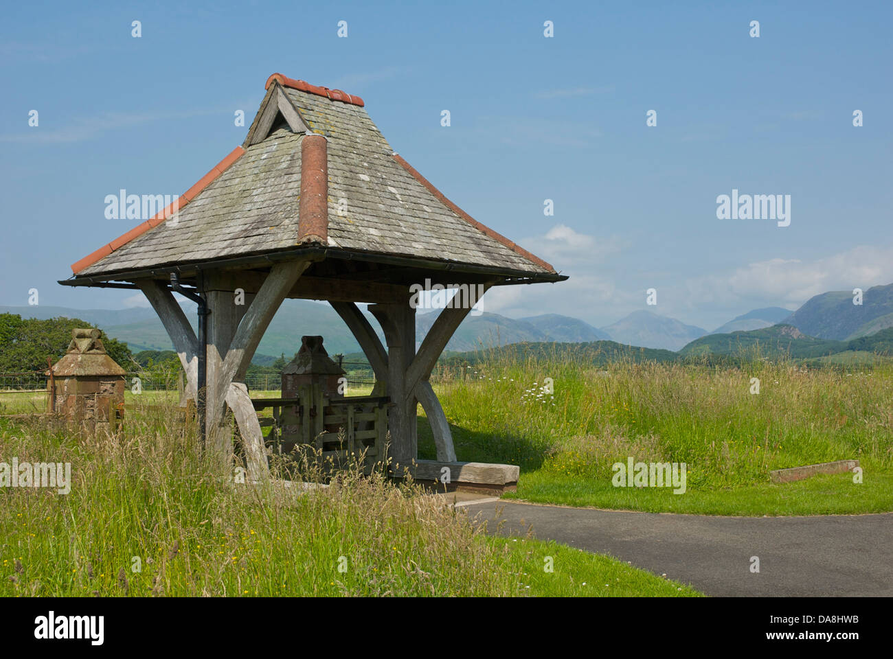 Lynch gate hi-res stock photography and images - Alamy