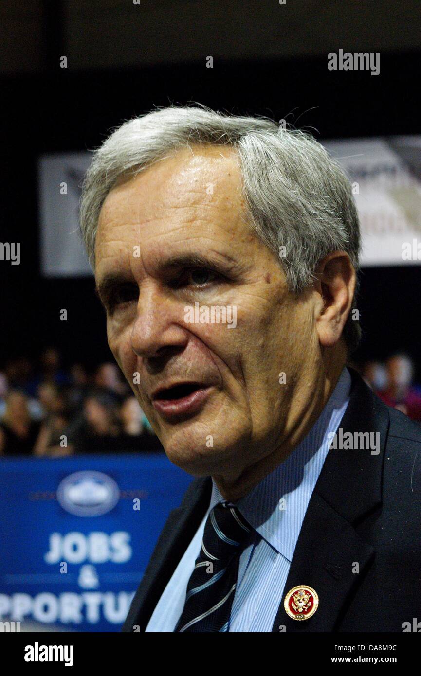 Congressman lloyd doggett hi-res stock photography and images - Alamy