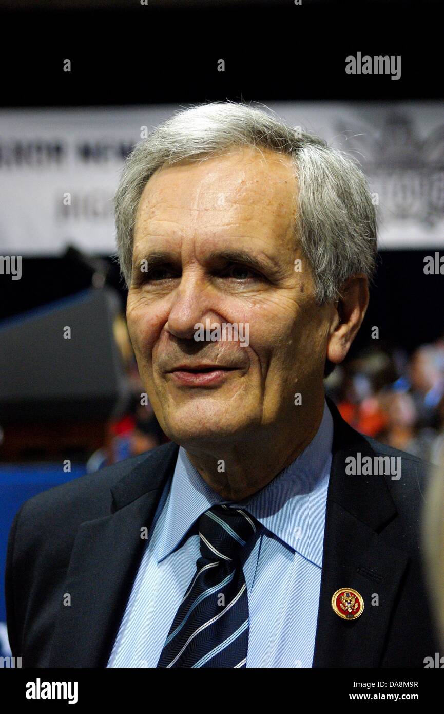 Congressman lloyd doggett hi-res stock photography and images - Alamy