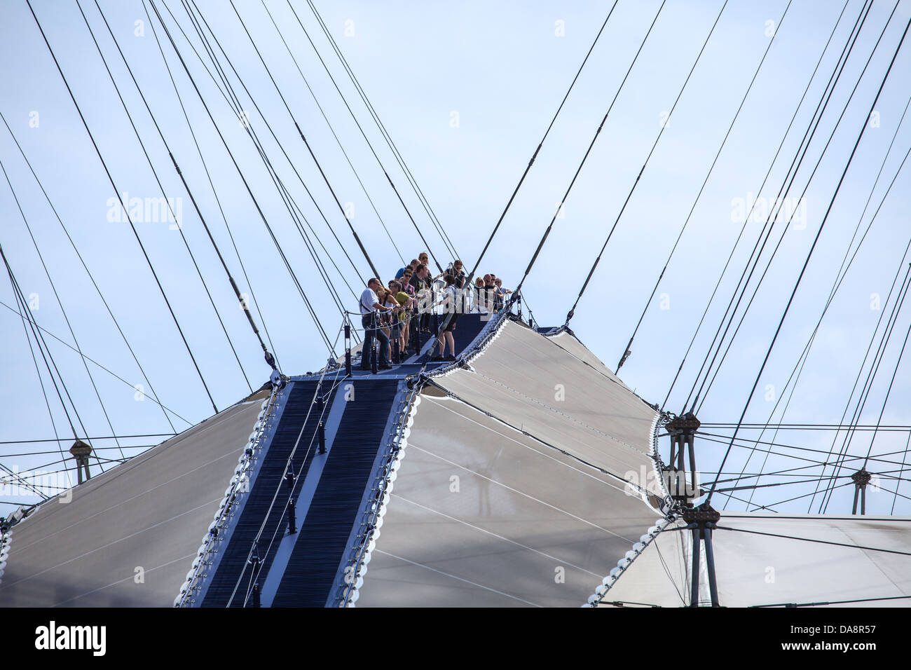 Climbing the Millennium Dome Stock Photo - Alamy