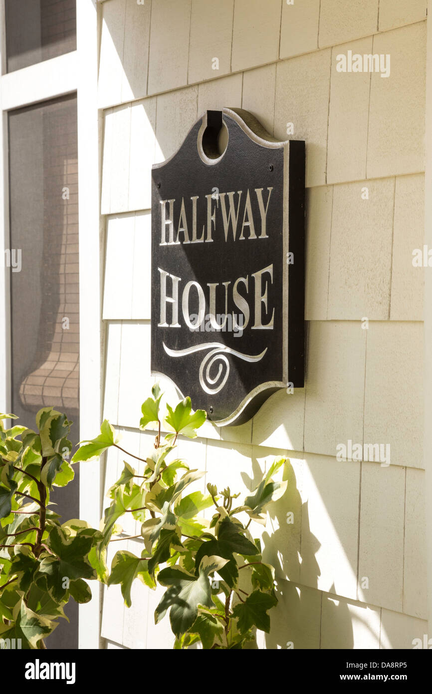 The halfway house hi-res stock photography and images - Alamy