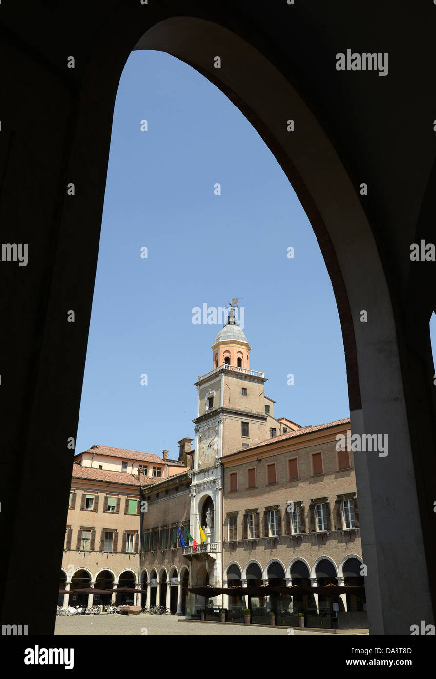 Piazza Grande Modena Italy Stock Photo - Alamy