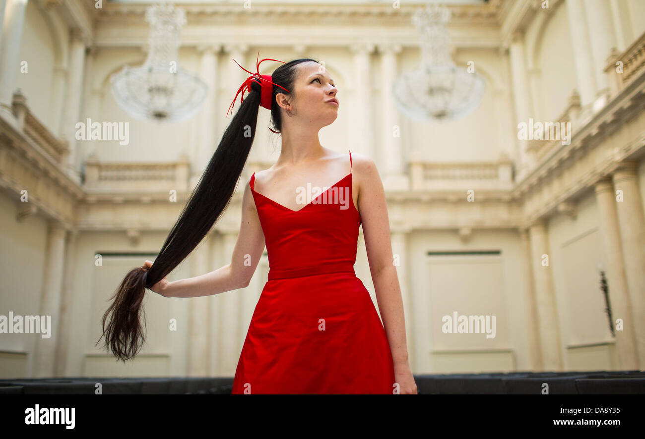 Model Susan poses in a dress by fashion designer Susan Scheiblich at ...