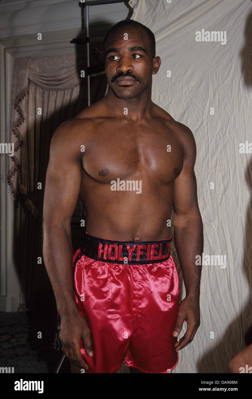EVANDER HOLYFIELD VS. Moorer press conference 1994.l7475jg.(Credit ...