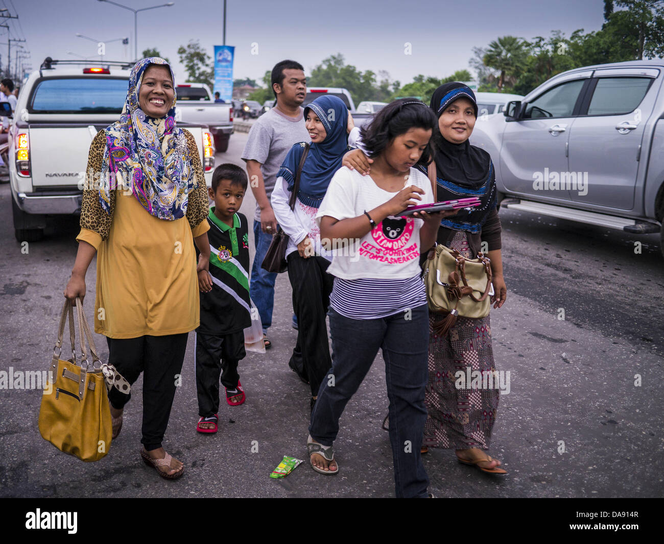 Pattani, Pattani, Thailand. 8th July, 2013. A Thai Muslim family in ...