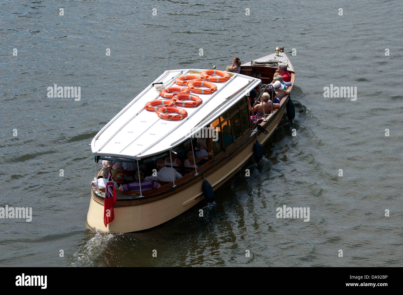 River avon boat trips hi-res stock photography and images - Alamy