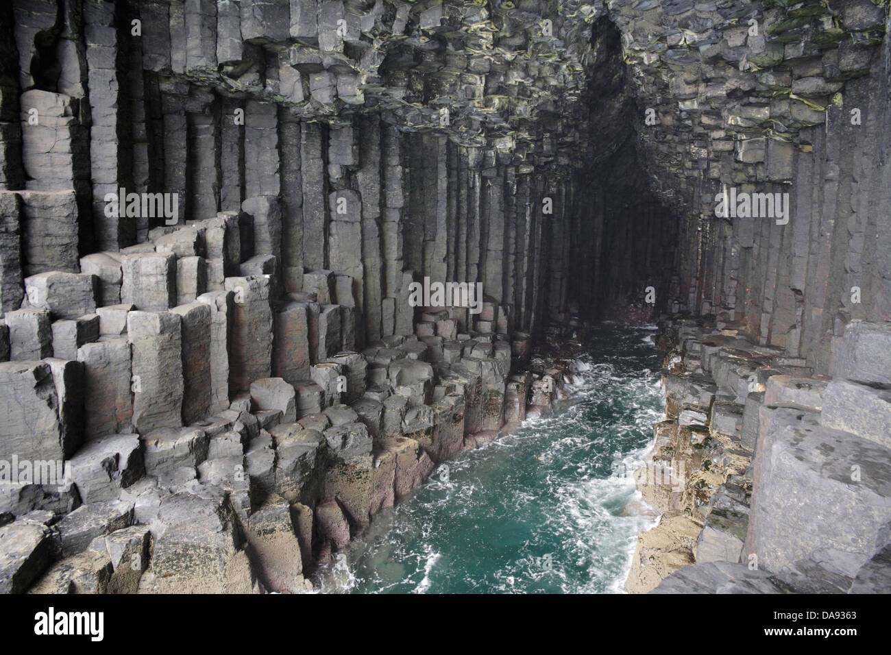 Fingal's cave inside scotland staffa entrance Stock Photo - Alamy